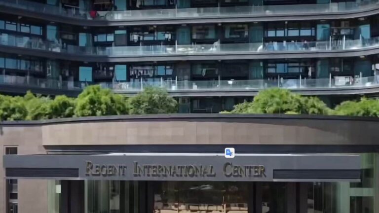 Regent International Apartment: A Look Inside The World's Largest ...